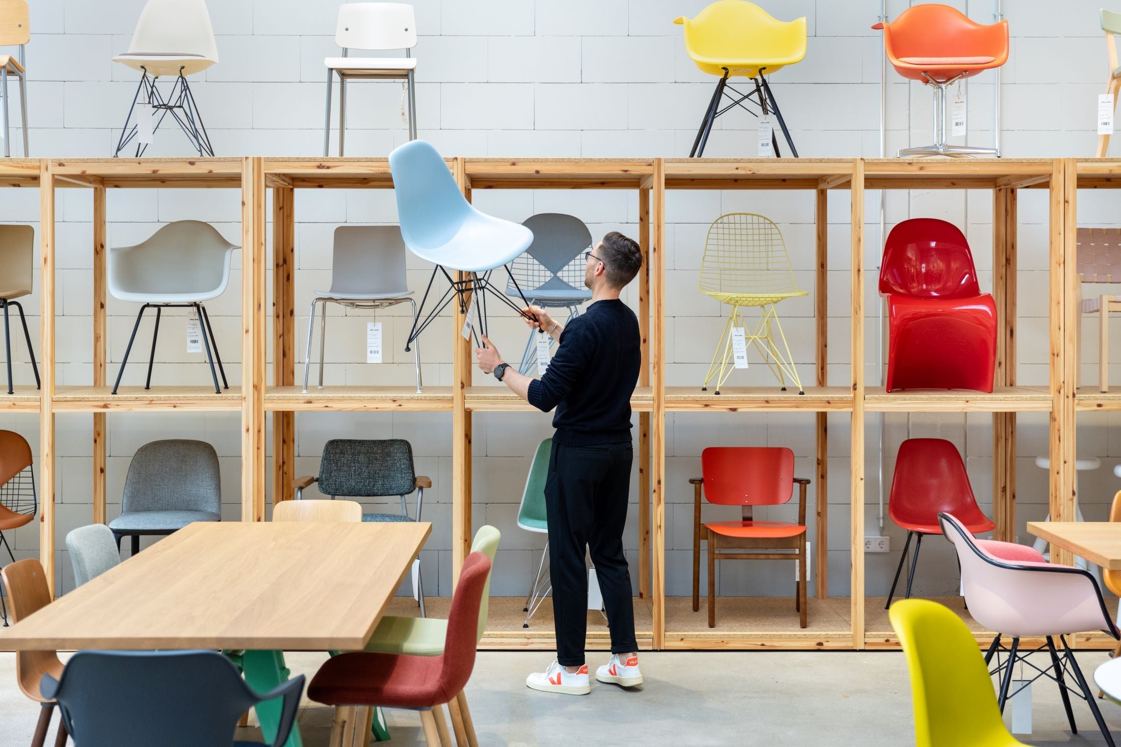 Vitra – Vitra Circle Store Campus